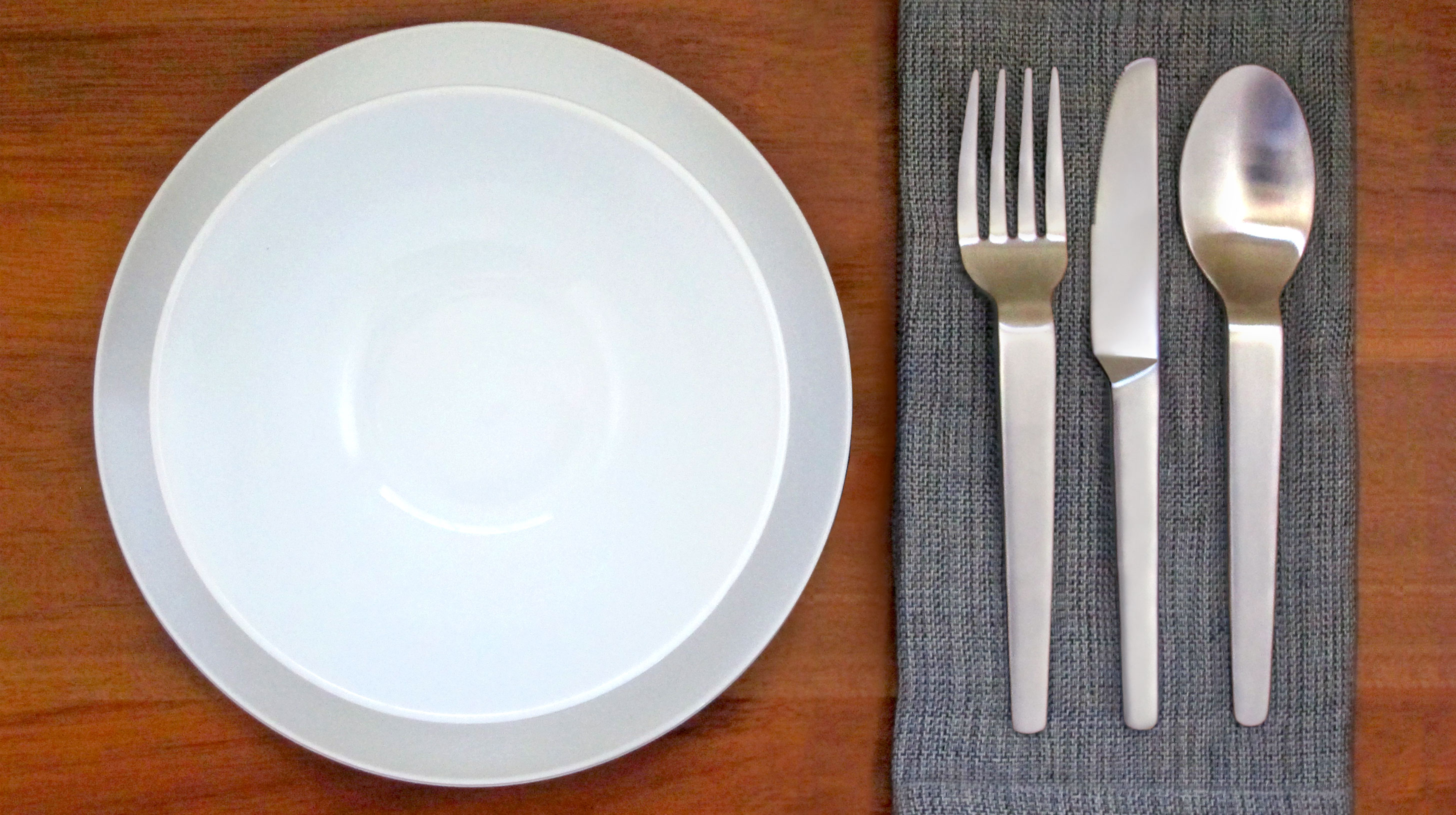 Zero One Ten | CANTILEVER NO-MESS UTENSILS